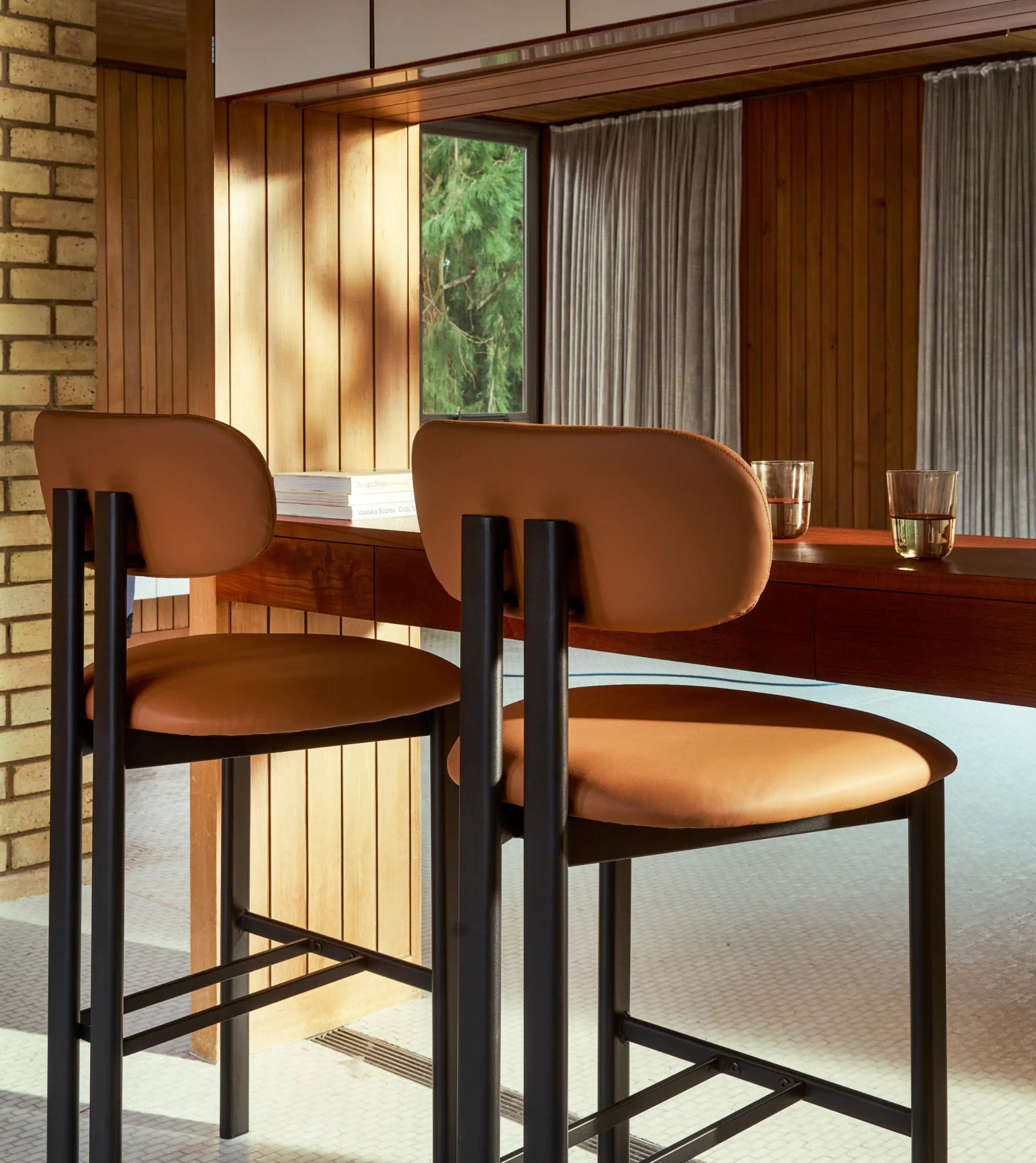 Bar Stools | UK-Wide Delivery – Cult Furniture